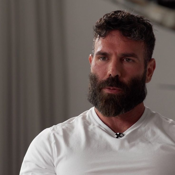 Dan Bilzerian Net Worth: How ‘King of Instagram’ Built $200 Million Fortune